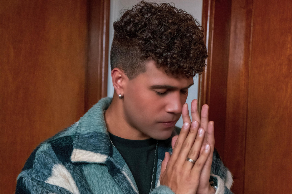 Nick Reyes lanza "Clausura", un reggaaeton de celebración del amor y el ...